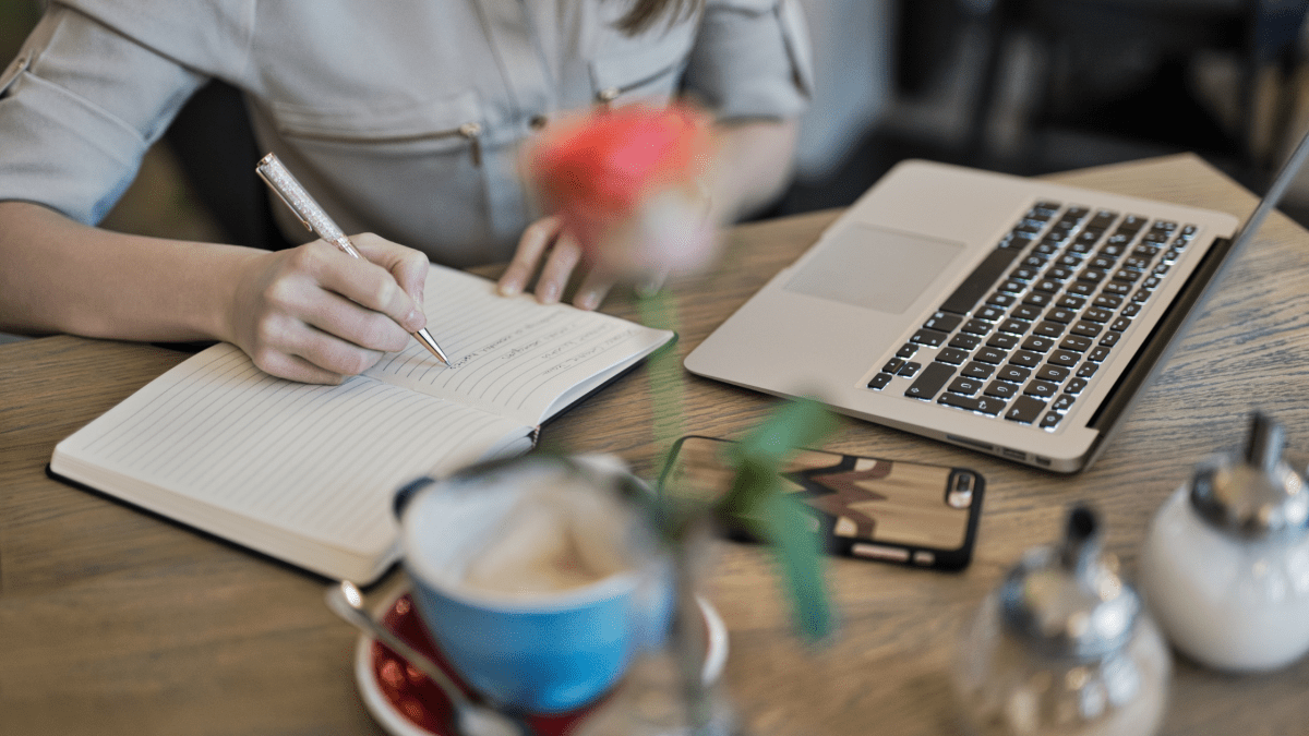 5 Tips To Find the Best Writing Spot | Sorry I'm Booked
